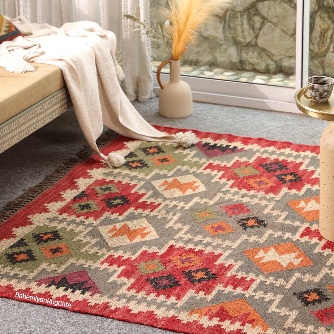 Red Peruvian Rug - Handmade Vintage Kilim Motif Runner - Indian ...