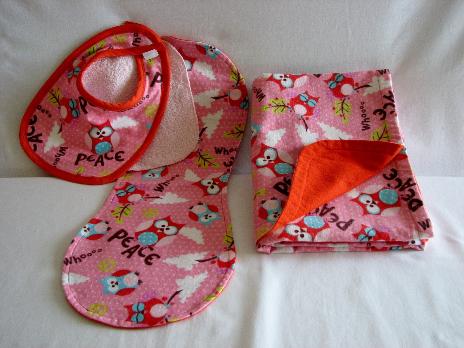 Baby Gift Set - Assorted - Receiving Blanket, Bib, Burp Cloth,washcloth ...