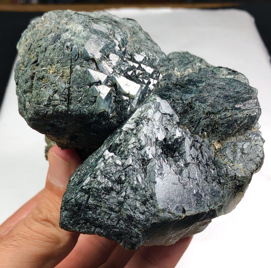 Rare Reibeckite Inclusion Quartz Crystal - Green - Etsy