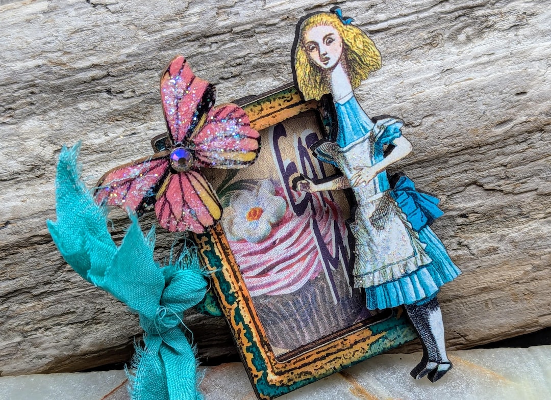 Alice in Wonderland, Tall Alice, Eat Me, Brooch, Alice Tea Party , Tea ...