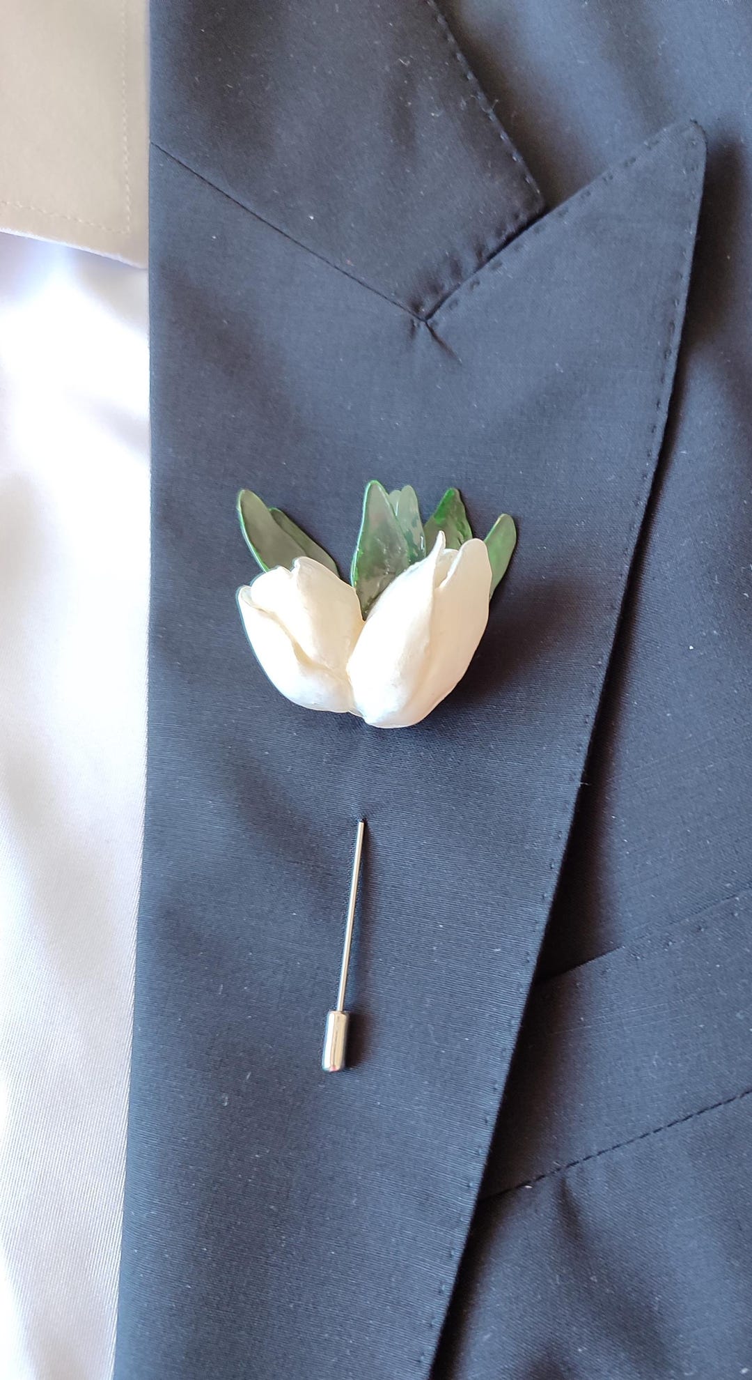 Grooms Lapel Pin With Tulips and Leaves - Etsy