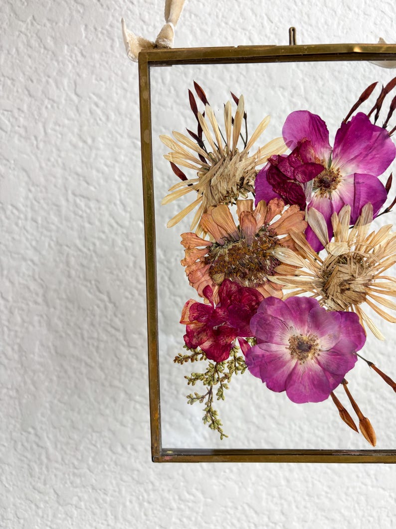 Pressed Flower Frame 5x7: Vintage Float Hanging Wildflower Wall Decor ...