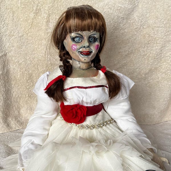 Annabelle Flowers Models for Son - Etsy Canada