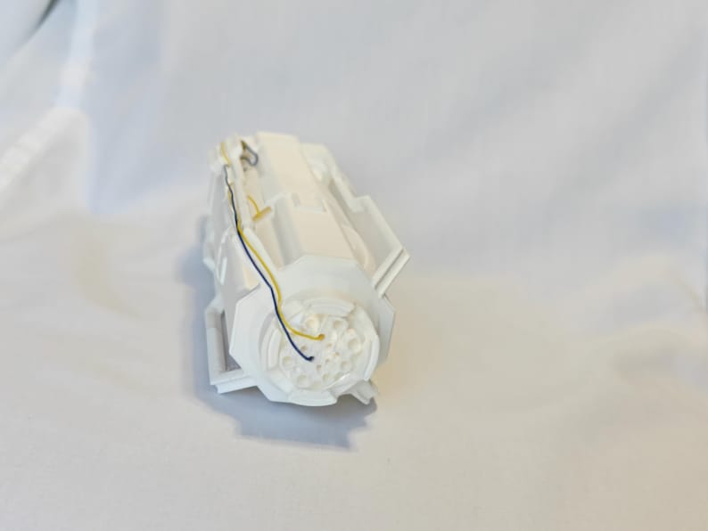 ARC Raiders Hornet Driver Cosplay Prop | 3D Printed Replica Wires ...