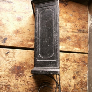 Vintage Tudor Mailtainer Vintage Metal Wall Mount Mailbox - Etsy