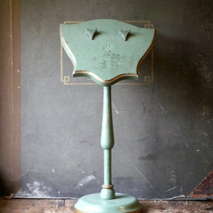Vintage Sage Green Shoe Display Stand With Gold Edging Retro - Etsy