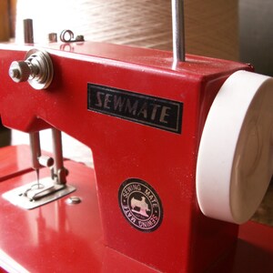 Vintage Red Sewmate Toy Sewing Machine - Great Craft Room Decor - Etsy