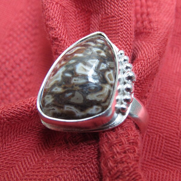 Dinosaur Bone Ring - Etsy