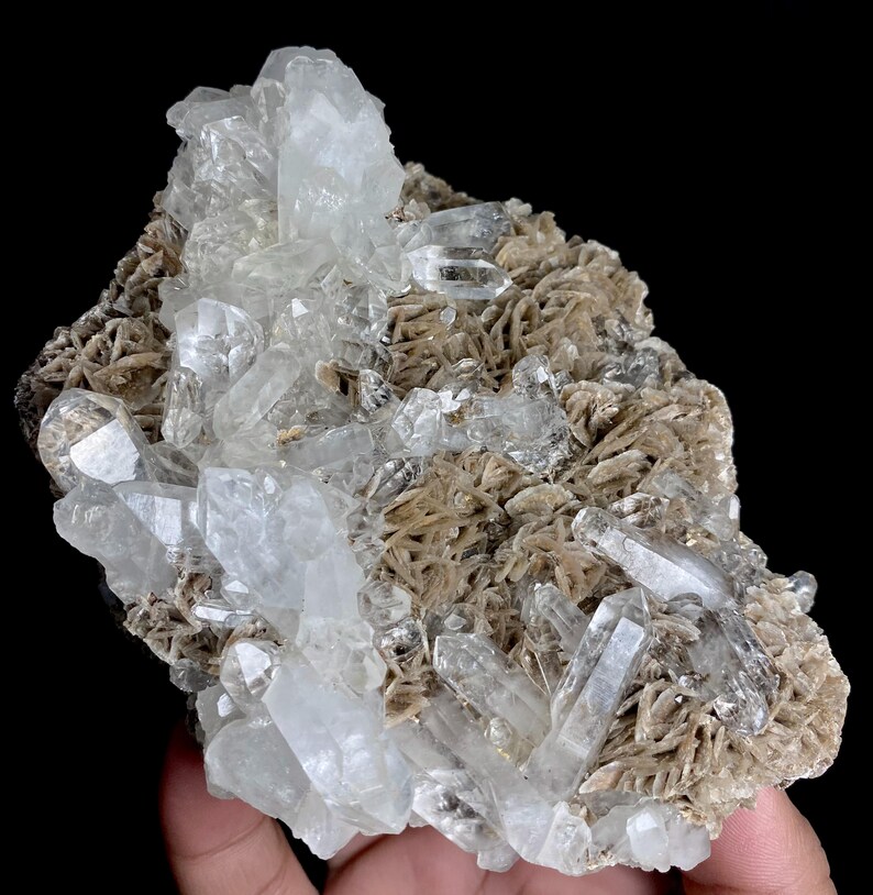 506 Gram Unique Very Rare Piece! Natural Clear QUARTZ on Flower ...