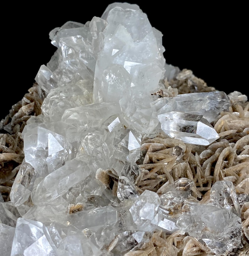 506 Gram Unique Very Rare Piece! Natural Clear QUARTZ on Flower ...