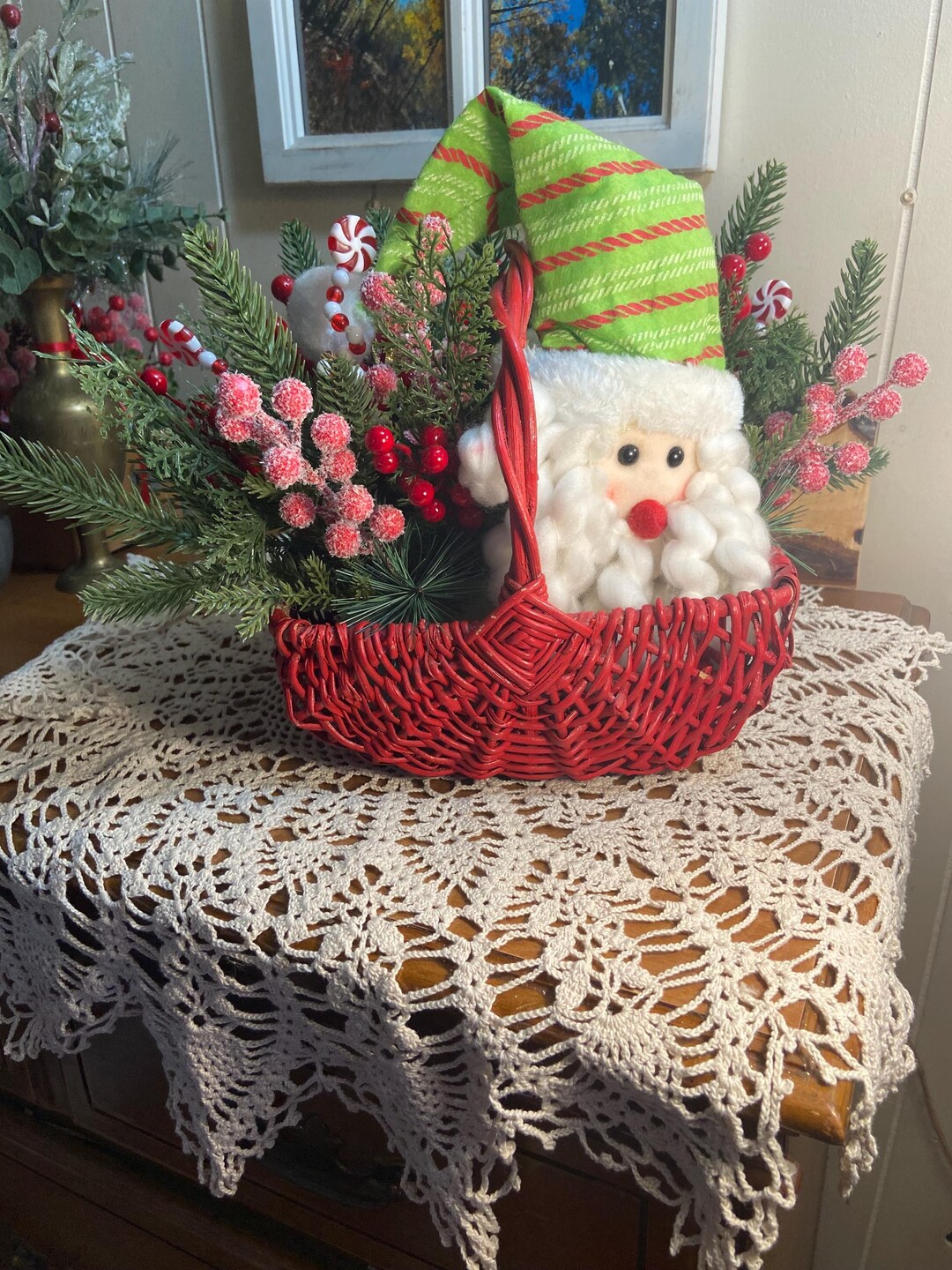 Santa Christmas Basket, Holiday Floral Centerpiece - Etsy