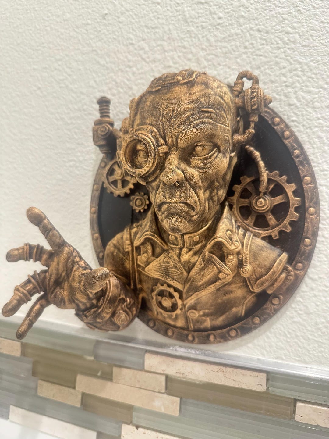 Steampunk Alien Wall Sculpture - Sci-fi Fantasy Decor - 9x8x4 ...