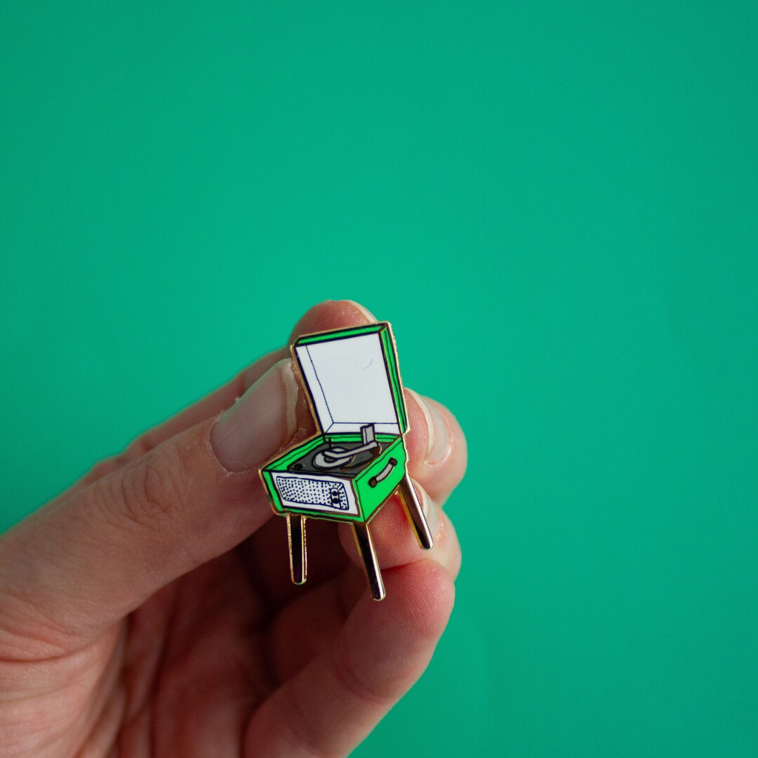 Record Player Enamel Pin, Vintage Record Lapel Pin, Gold Plated Label ...
