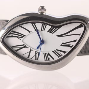 Orologio Surrealist Art Design Surrealism Watch Art Liquid Time Dali ...