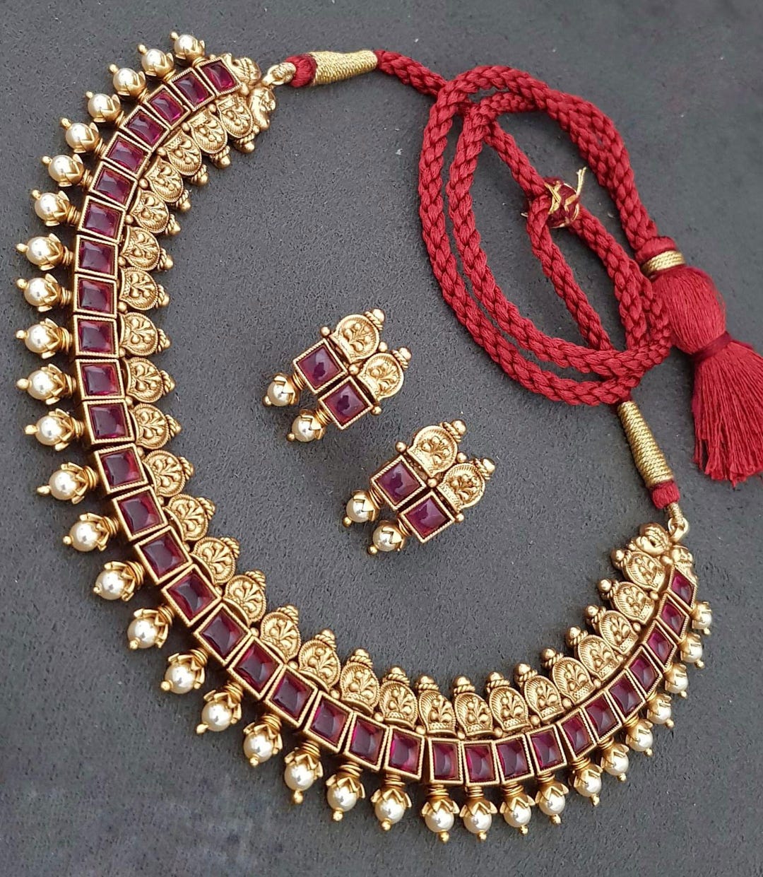Traditional Matte Gold Plated Red Pota Stone and Pearls Beaded Antique ...