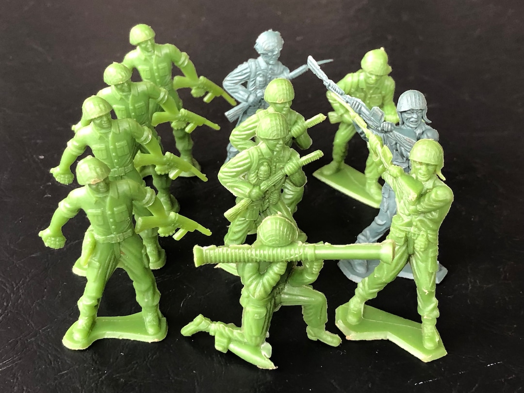 Vintage MPC Green Plastic US Army Men Soldiers 2 Inches Lot of 11 ...