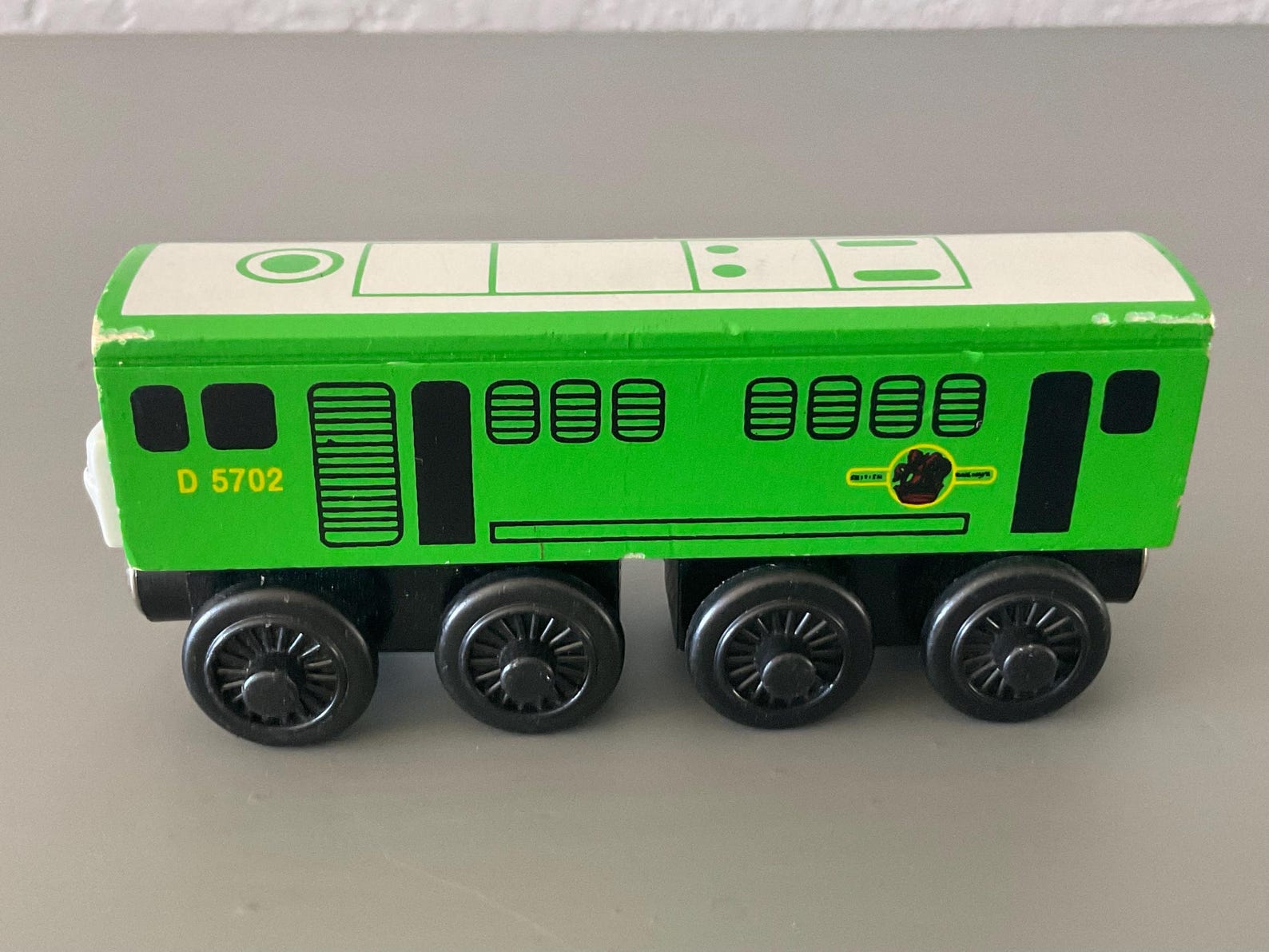 Vintage Thomas & Friends Wooden Railway Boco Train Diesel Engine D 5702 ...