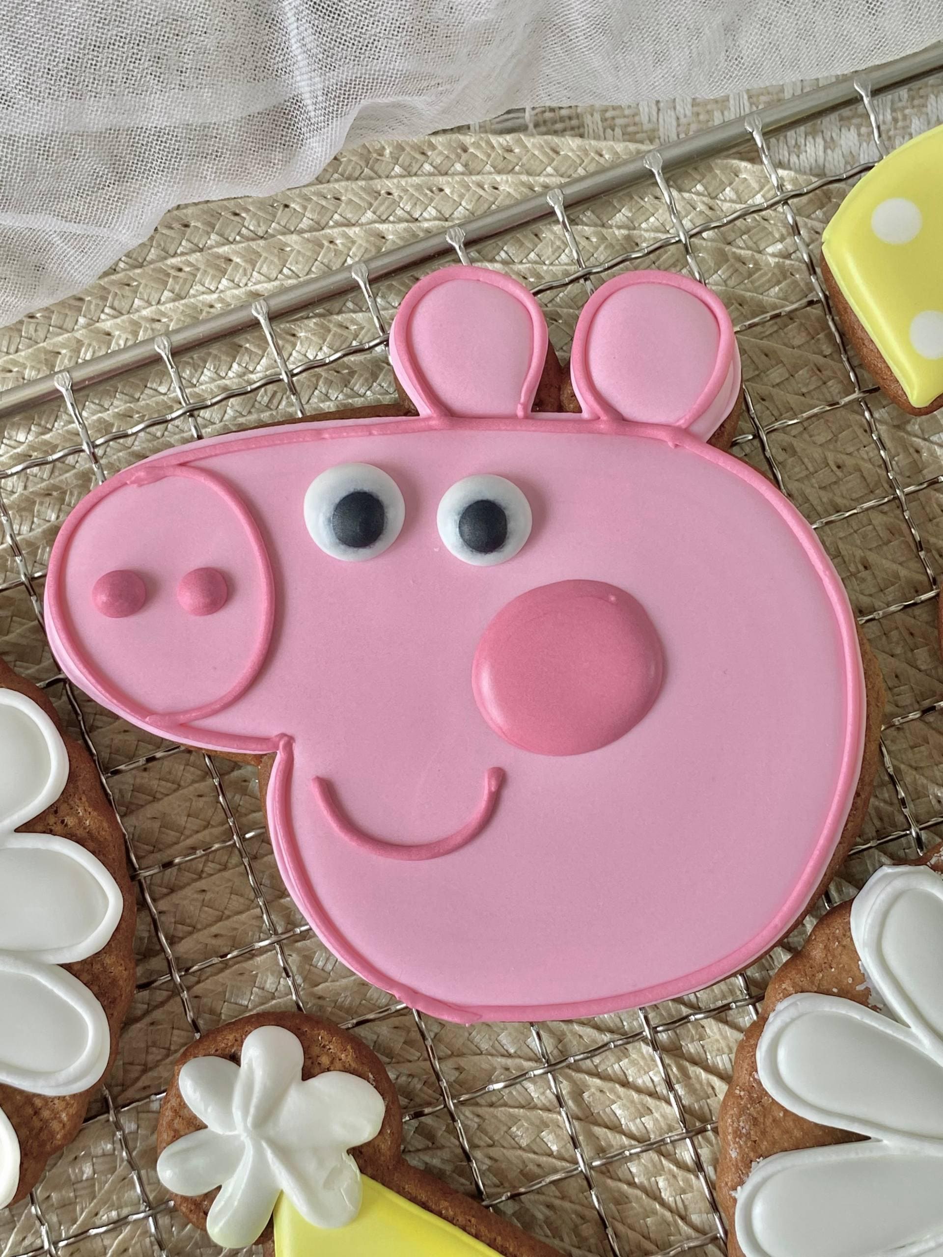 Peppa Pig Party Favor, Boy/girl Gift. Flower & Character. Birthday ...