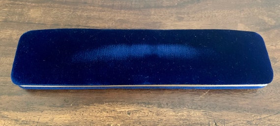 Antique blue velvet box - Gem
