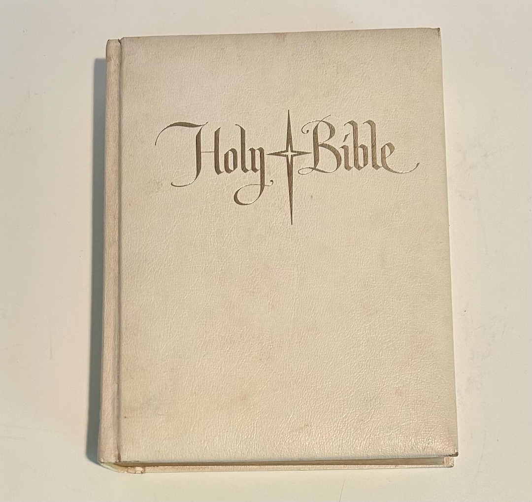 Vintage 1965 King James Holy Bible - Gold Page Edges - Etsy