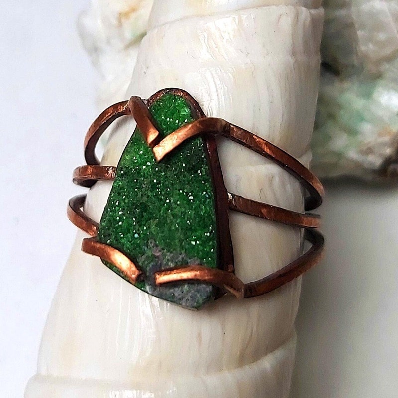 Uvarovite Garnet - Etsy