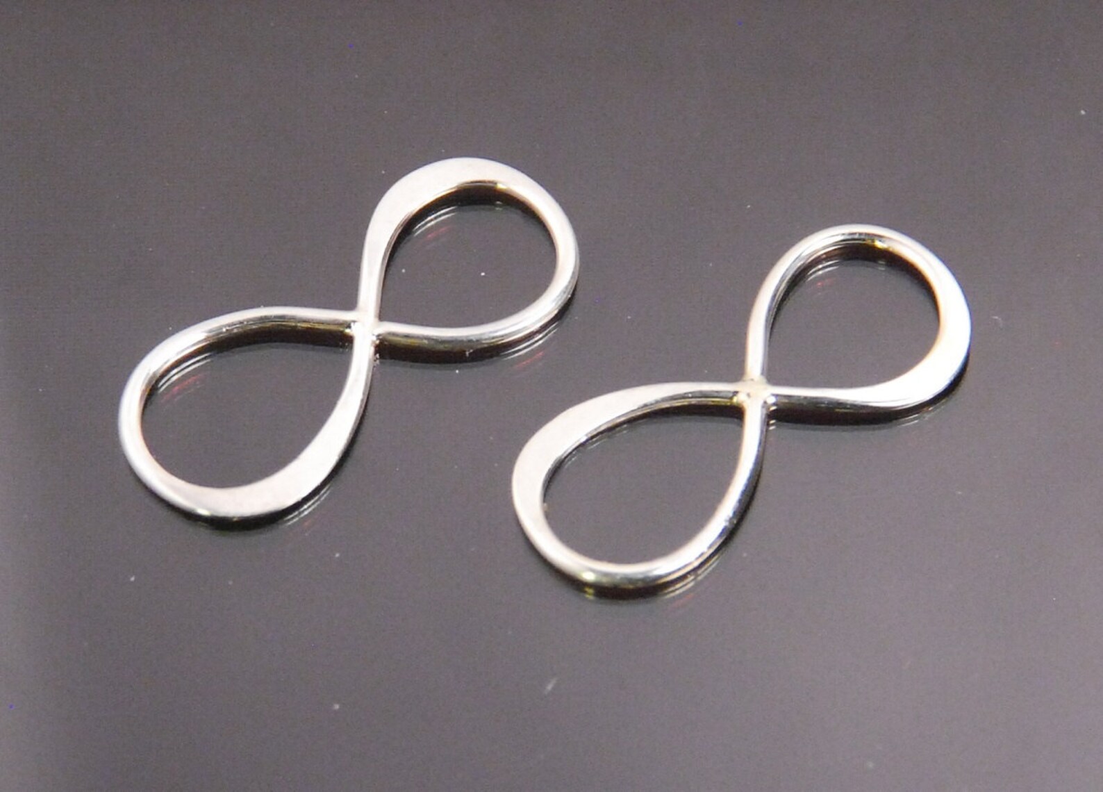 2 Pieces: Sterling Silver Small Infinity Link 9mm X 19mm | Etsy