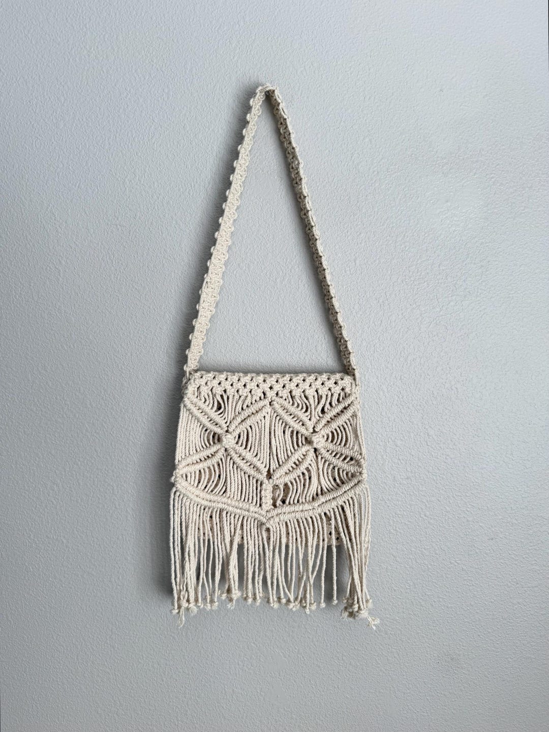 Vintage 70s Macrame Oatmeal Ivory Hippie Purse With Tassle Fringe - Etsy