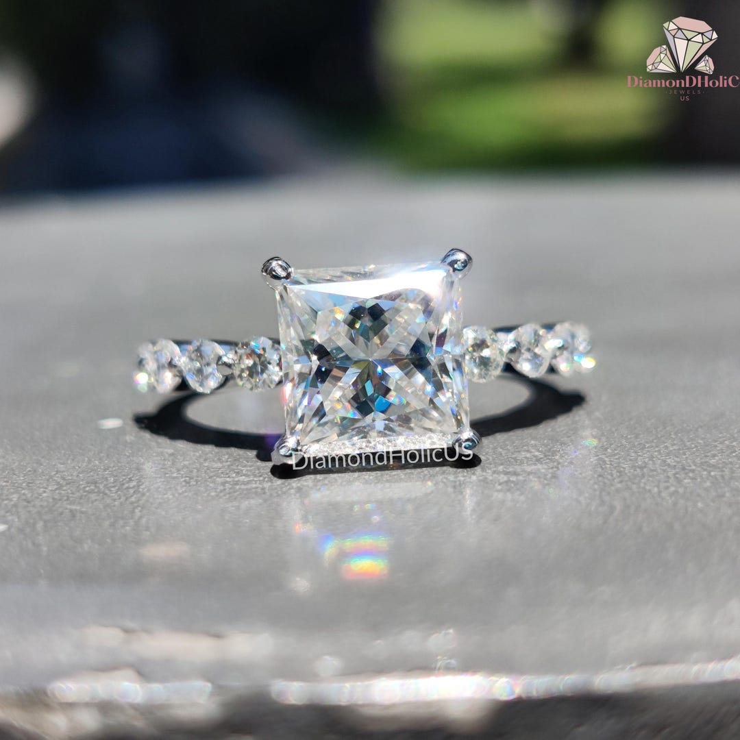 2.50 CT Women's Princess Cut Moissanite Ring Floating Shank Bubble ...