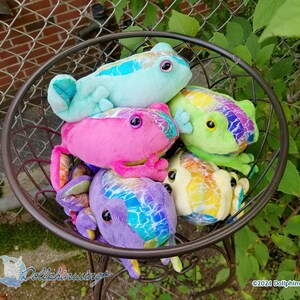 Tree Frog Plushie Sewing Pattern, Frog Stuffed Animal Plush Pattern ...