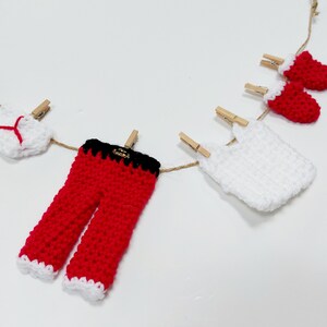 Santa's Washing Line Crochet Pattern: Christmas Garland (PDF Pattern ...