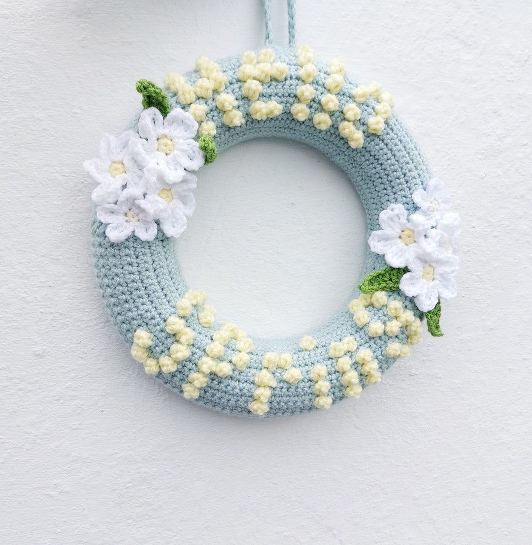 Hello Spring Crochet Wreath Pattern: Floral Door Decor (PDF) - Etsy