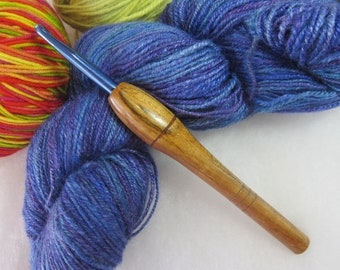 Handcrafted Spindles Bowls and Crochet Hooks by SillySalmonDesigns