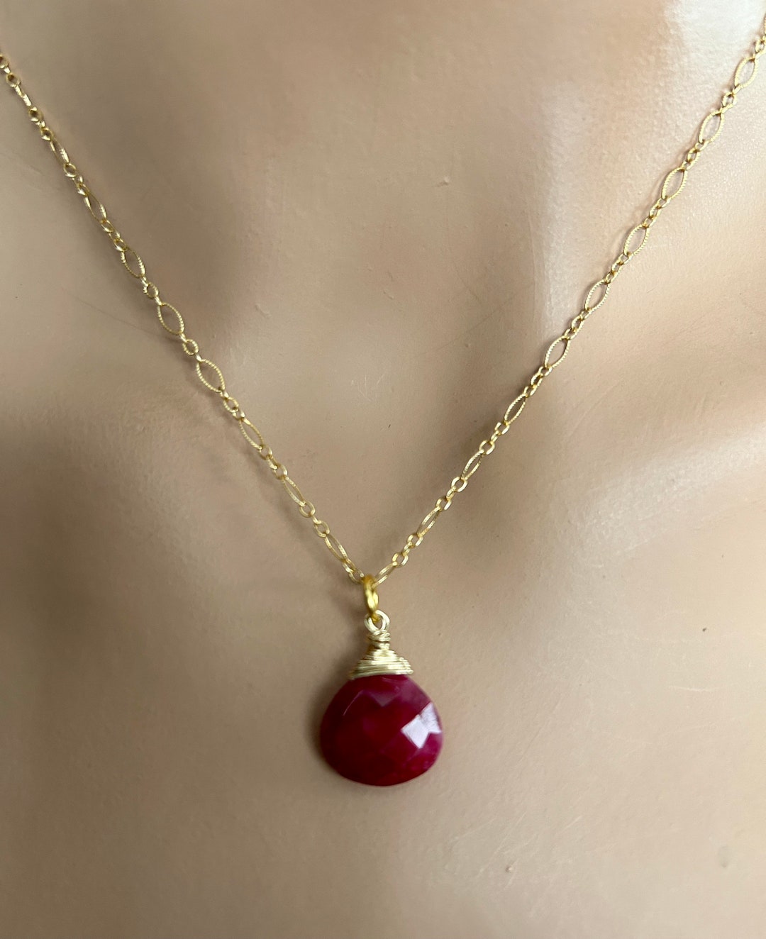 Ruby Pendant Necklace, Tiny Gemstone Necklace, Tiny Ruby Necklace - Etsy