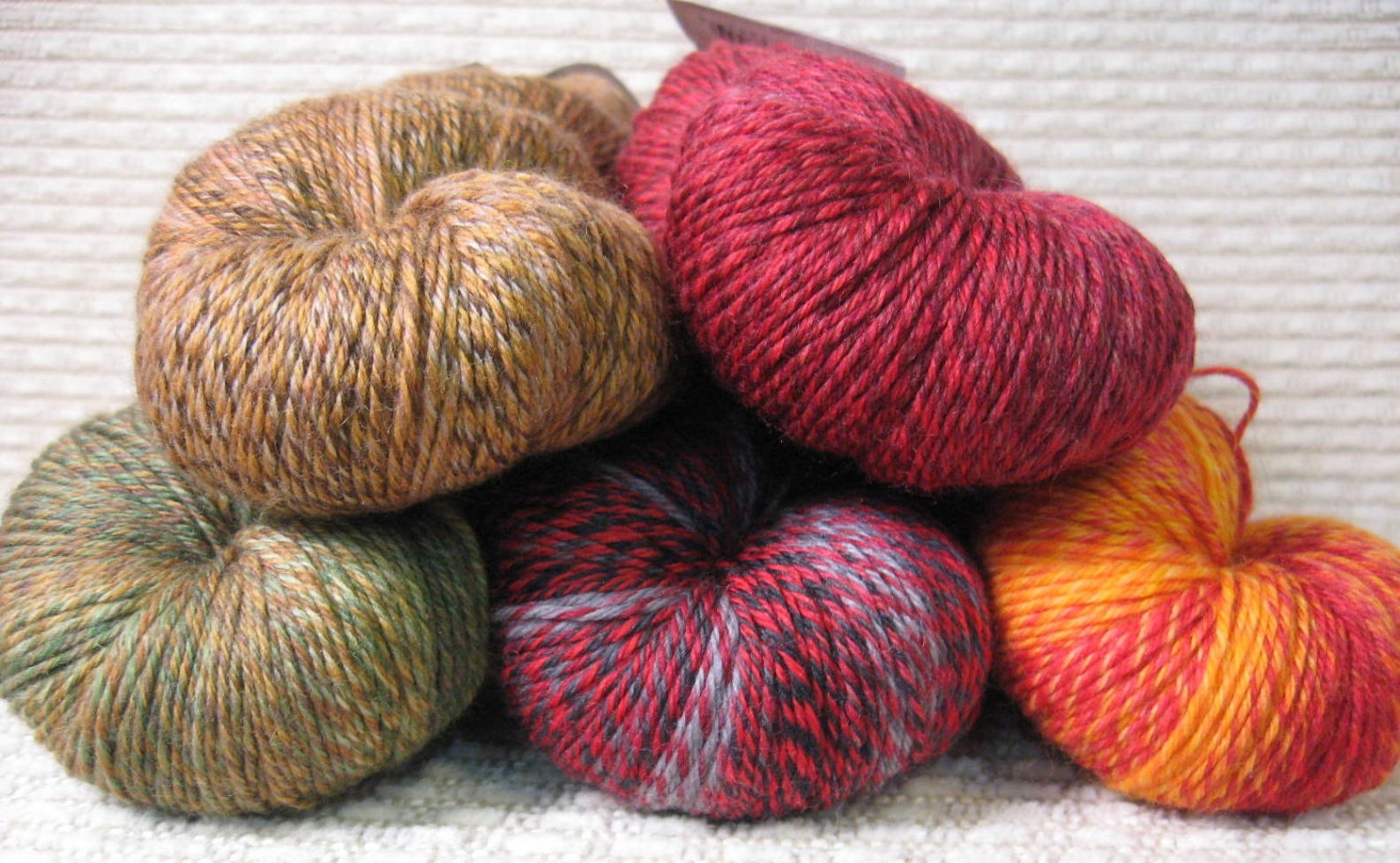 Cascade Heritage Wave Yarn Hank Sock Yarn Merino Superwash Wool Nylon ...