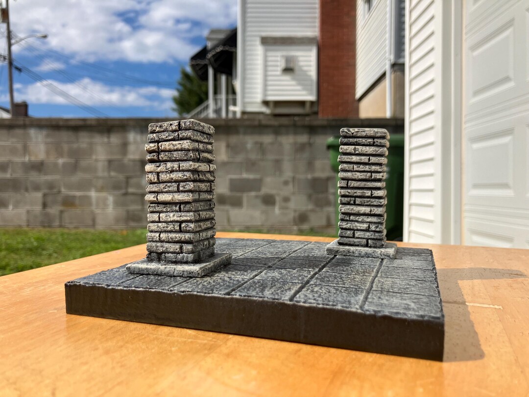 Tabletop Stone Pillars: Dungeon Terrain, Pathfinder Maps. Pack of 4 - Etsy
