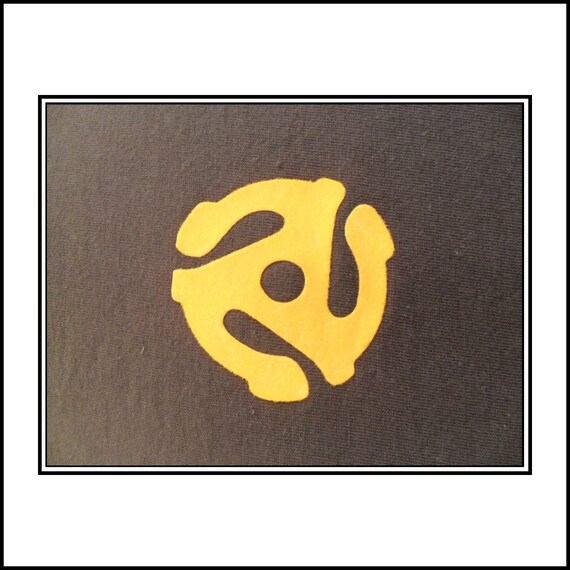 45 RPM Insert Adapter Tee Shirt. - Etsy