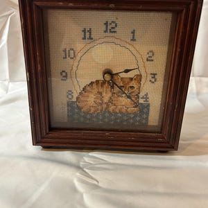Vintage Wood Frame Cross Stitch Cat Kitten Clock Tested & Works - Etsy