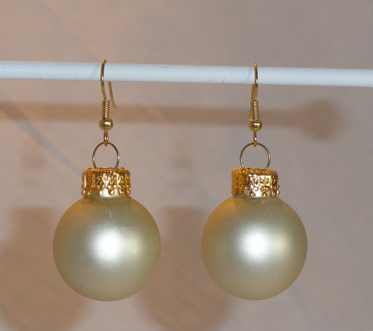 Satin Glass Ball Ornament Earrings Christmas Holiday Gold-tone Topper ...