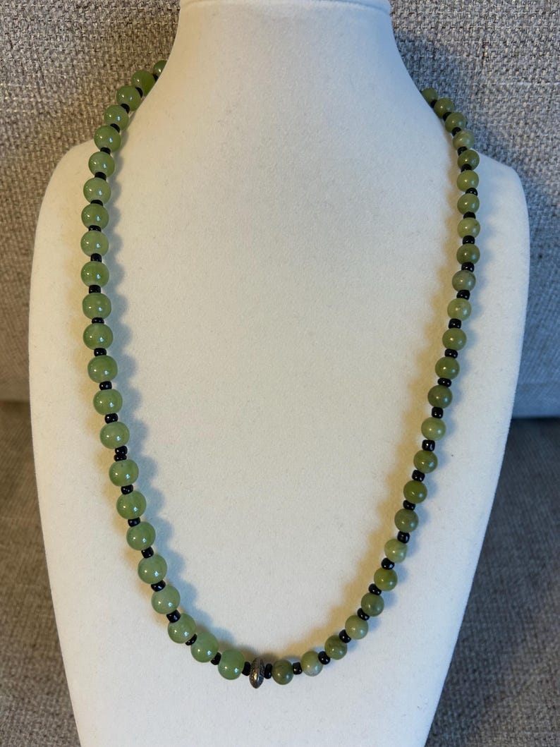Green Jade Beaded Necklace | Lobster Clasp | 21 Inch Length - Etsy
