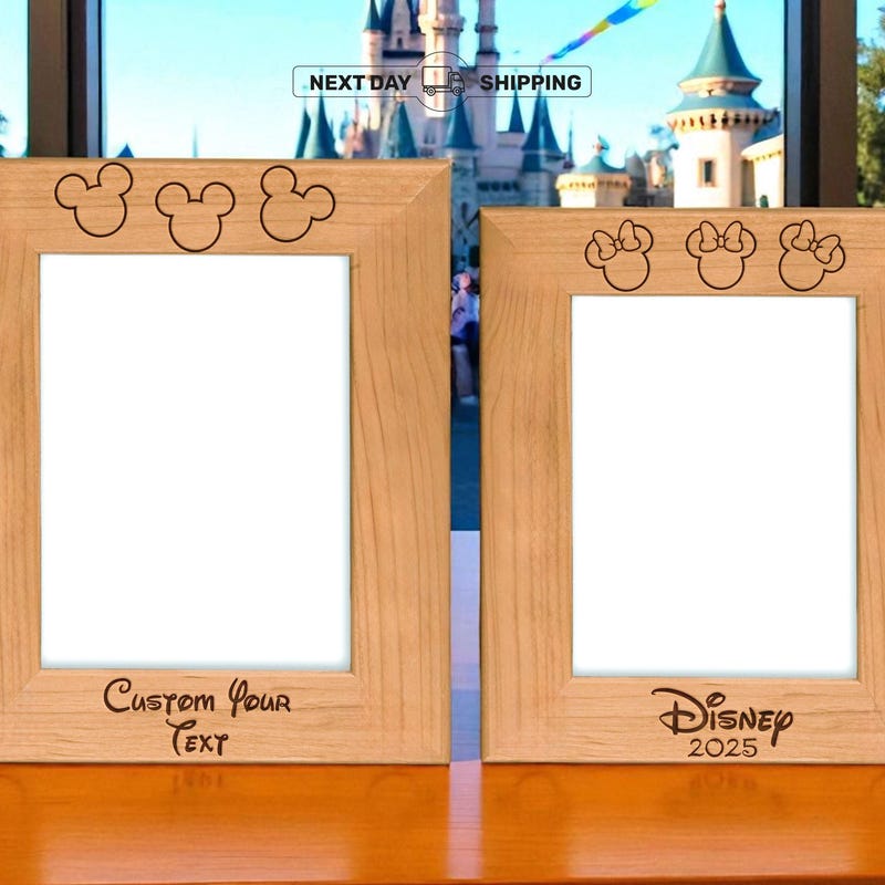 Family of 4 in Picture - Etsy