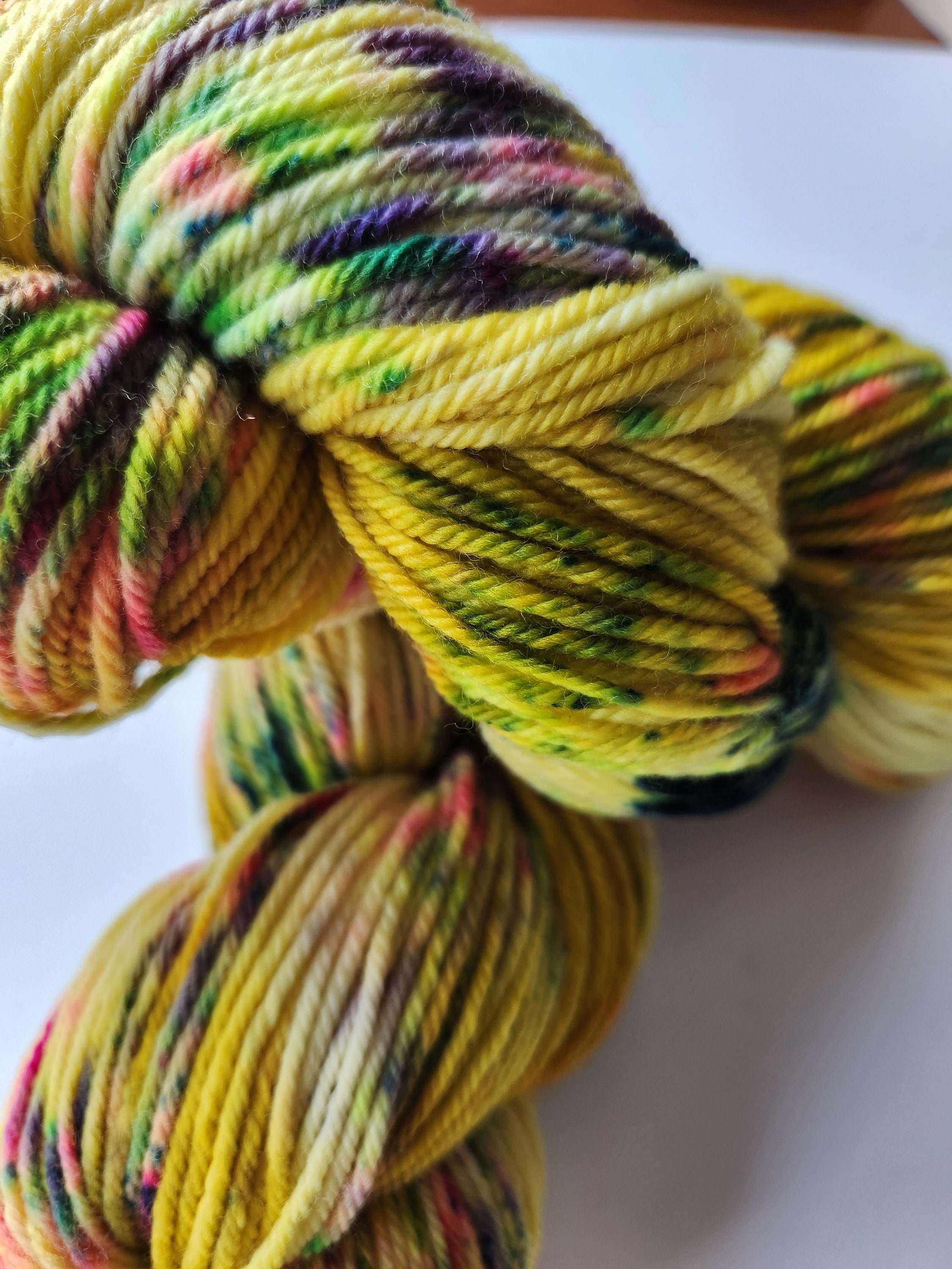 Supernova Hand Dyed Gradient Yarn, 100% Peruvian Highland Wool, Speckle ...
