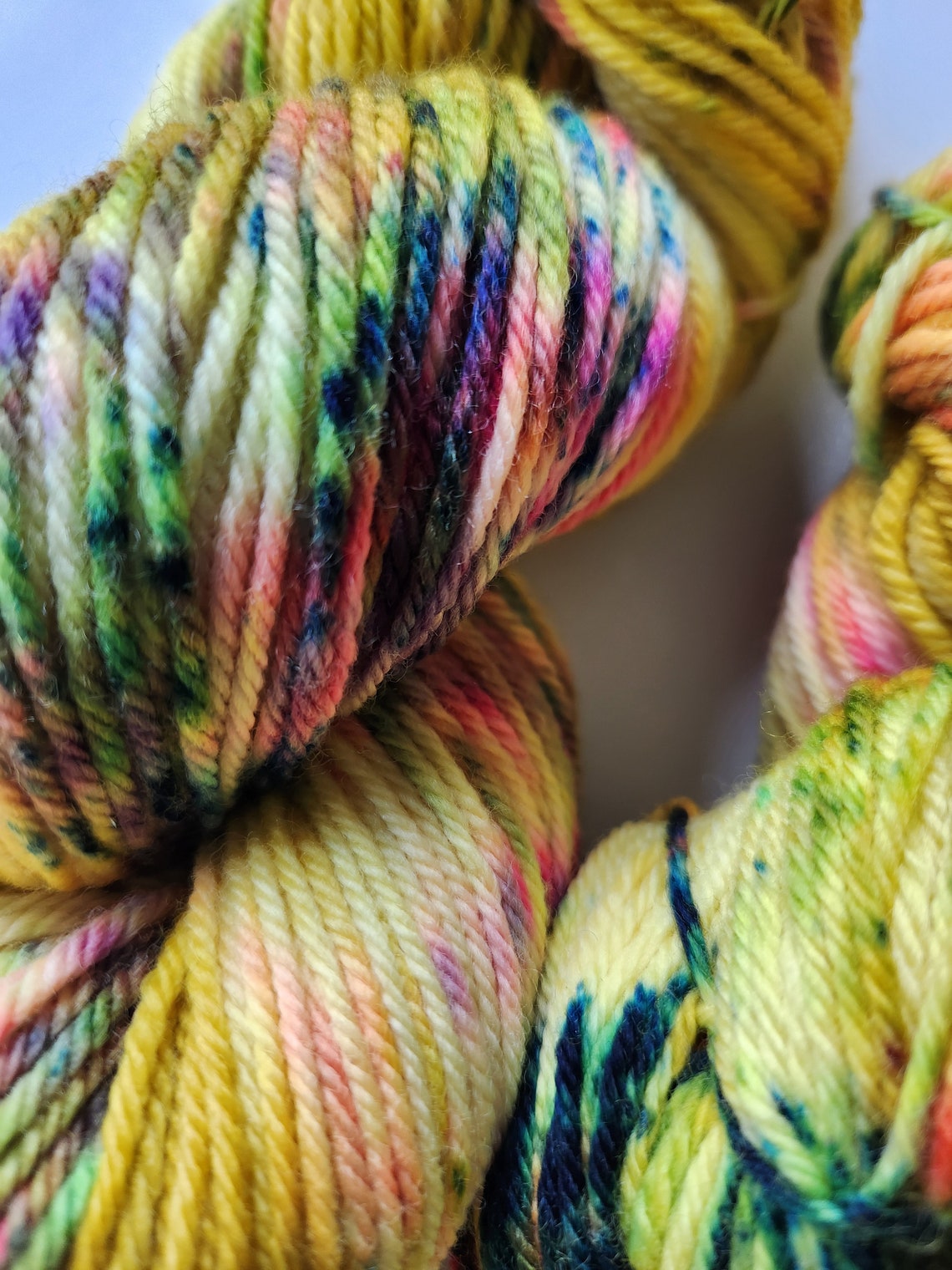 Supernova Hand Dyed Gradient Yarn, 100% Peruvian Highland Wool, Speckle ...