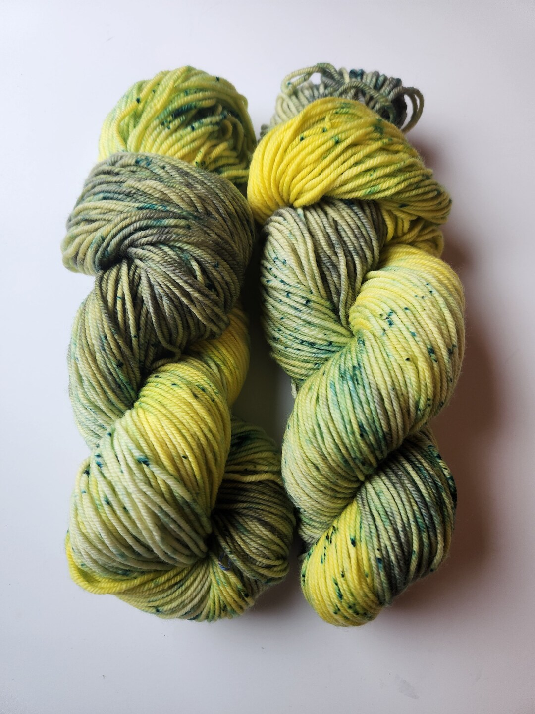 Lagoon- Hand Dyed Speckle Yarn, Superwash Merino, 4 Ply, DK Weight ...