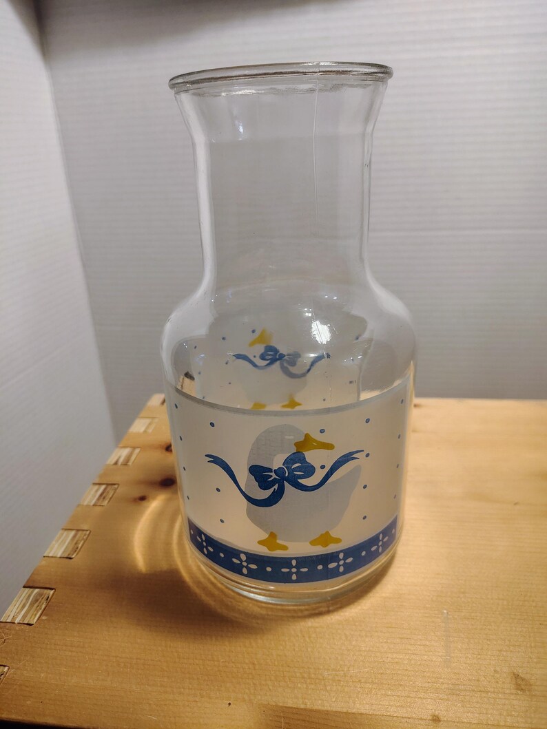 Libbey of Canada 1980s “country Goose” Glass Juice Carafe • Blue Ribbon ...
