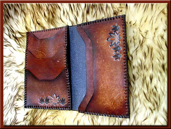 MARIJUANA LEAF Design 1 COMBO Wallet A Beautifully Hand - Etsy España