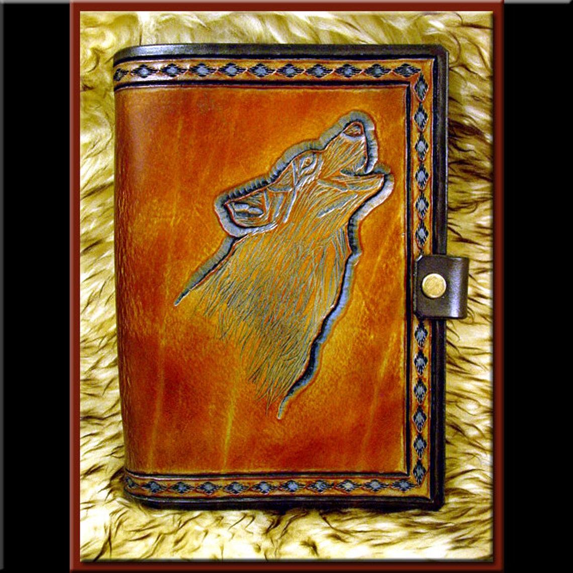 WOLF Design A Beautifully Hand Crafted Medium Sized Leather | Etsy