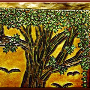 ELM TREE Design • A Beautifully Hand Crafted Medium Sized Leather ...