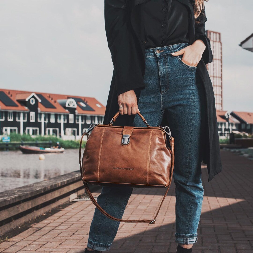 Chesterfield Personalized Full Grain Leather Doctor's Bag Leather ...