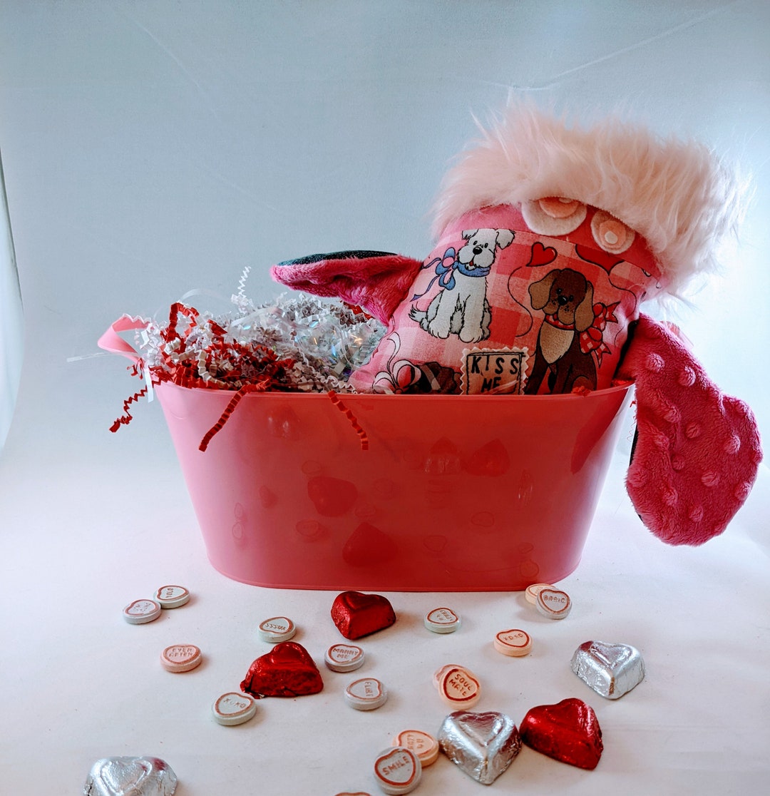 Valentine Plushie Valentine's Day Stuffed Animal Kiss - Etsy