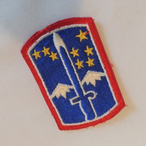 7 Vintage Military U S Army 24th Infantry Division Patches Pins ...